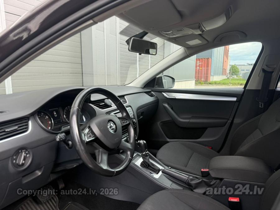 Brown Skoda Octavia 2013 in Tallinn, with an engine capacity of 1.80 L and mileage of 170 thousand km for 8000 €, photo 9 on AUTOMOTO.COM.LV