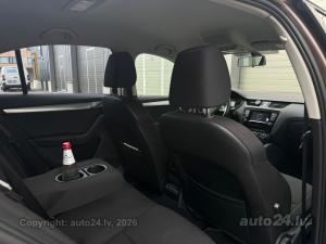 Brown Skoda Octavia 2013 in Tallinn, with an engine capacity of 1.80 L and mileage of 170 thousand km for 8000 €, photo 10 on AUTOMOTO.COM.LV