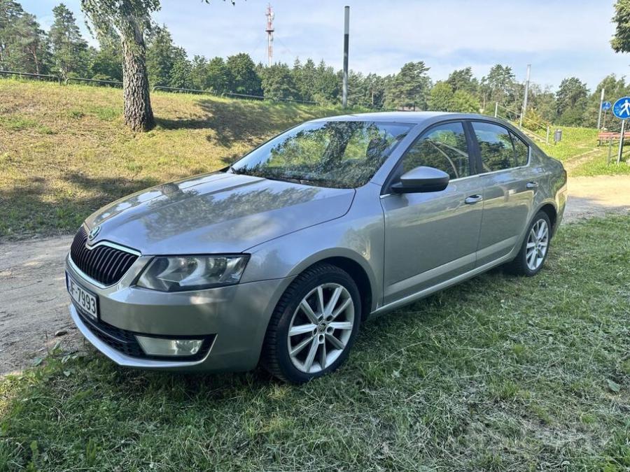 Brūns Skoda Octavia 2013 Ogre, ar dzinēja tilpumu 2.00 L un nobraukumu 349 tūkst. km par 5500 €, foto 5 vietnē AUTOMOTO.COM.LV