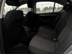 Brown Skoda Octavia 2013 in Vilnius, with an engine capacity of 1.40 L and mileage of 251 thousand km for 2500 €, photo 8 on AUTOMOTO.COM.LV