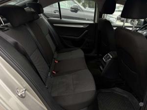 Brown Skoda Octavia 2013 in Vilnius, with an engine capacity of 1.40 L and mileage of 251 thousand km for 2500 €, photo 9 on AUTOMOTO.COM.LV
