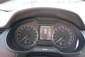 Brown Skoda Octavia 2013 in Vilnius, with an engine capacity of 1.97 L and mileage of 146 thousand km for 6800 €, photo 10 on AUTOMOTO.COM.LV