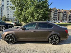 Brūns Skoda Octavia 2013 Viļņa, ar dzinēja tilpumu 1.60 L un nobraukumu 175 tūkst. km par 6700 €, foto 4 vietnē AUTOMOTO.COM.LV