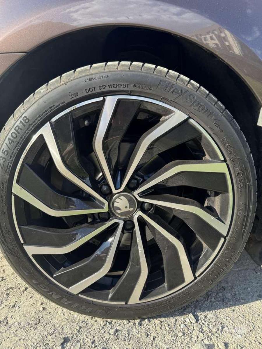 Brūns Skoda Octavia 2013 Viļņa, ar dzinēja tilpumu 1.60 L un nobraukumu 175 tūkst. km par 6700 €, foto 7 vietnē AUTOMOTO.COM.LV