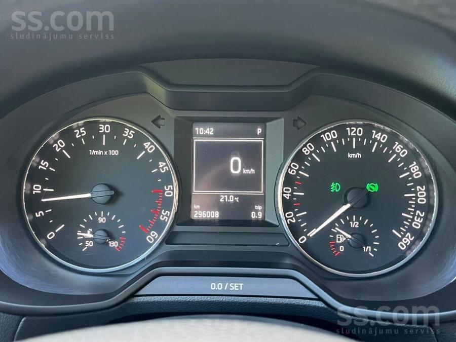 Коричневый Шкода Октавия 2014 в Рига, объемом двигателя 1.60 л и пробегом 0 тыс. км за 4399 €, фото 14 на AUTOMOTO.COM.LV