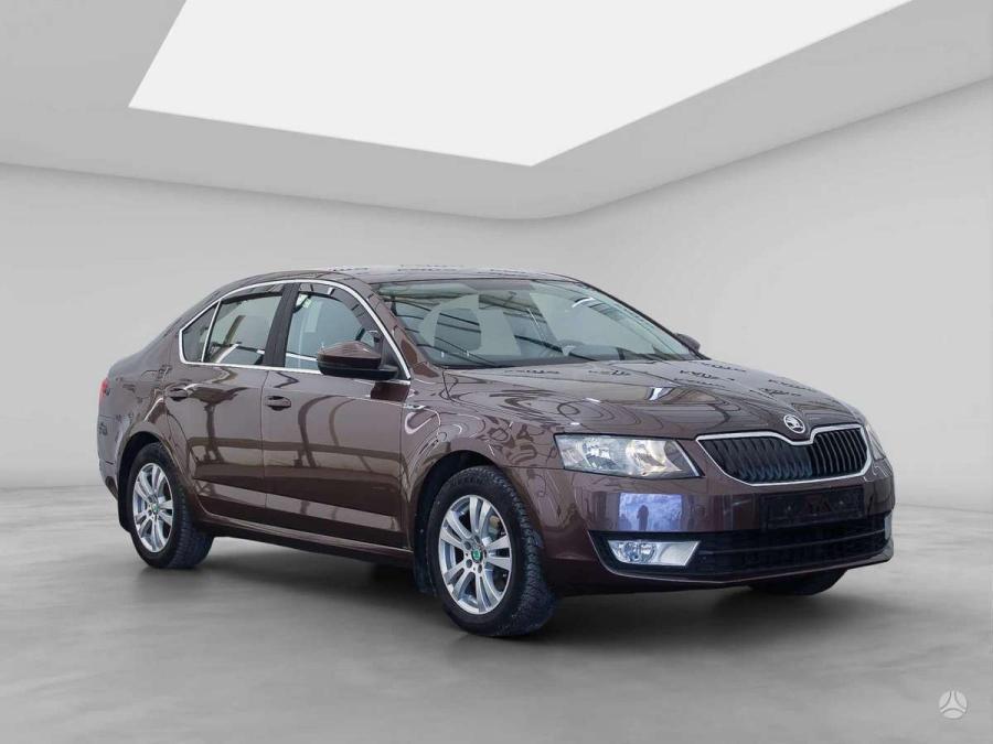 Brown Skoda Octavia 2014 in Kaunas, with an engine capacity of 1.60 L and mileage of 220 thousand km for 6190 €, photo 5 on AUTOMOTO.COM.LV