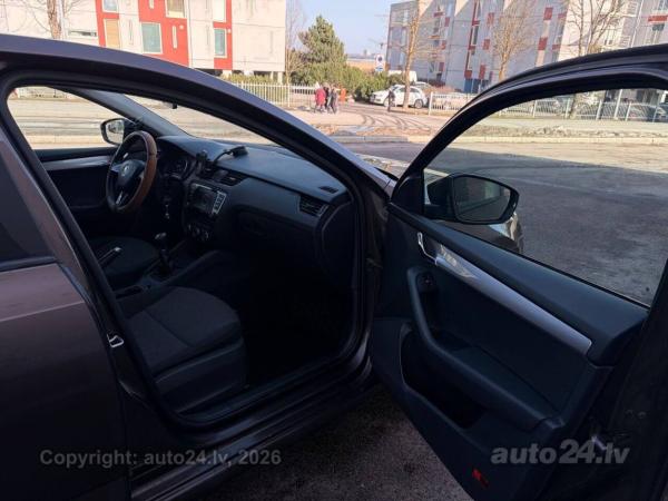 Brown Skoda Octavia 2015 in Tallinn, with an engine capacity of 1.20 L and mileage of 248 thousand km for 7000 €, photo 6 on AUTOMOTO.COM.LV
