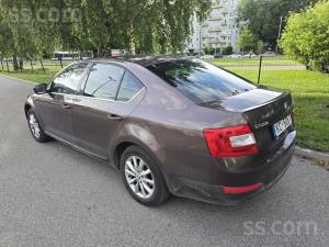 Brūns Skoda Octavia 2015 Rīga, ar dzinēja tilpumu 1.80 L un nobraukumu 154 tūkst. km par 9200 €, foto 3 vietnē AUTOMOTO.COM.LV