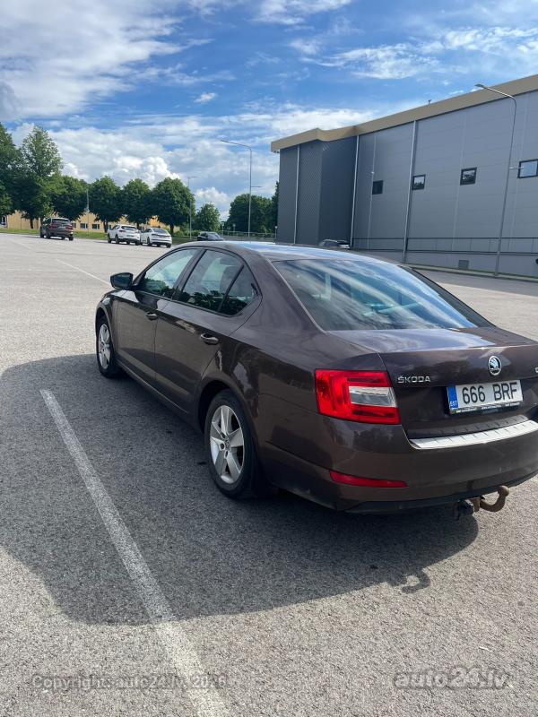 Brown Skoda Octavia 2016 in Tallinn, with an engine capacity of 1.60 L and mileage of 320 thousand km for 7498 €, photo 4 on AUTOMOTO.COM.LV