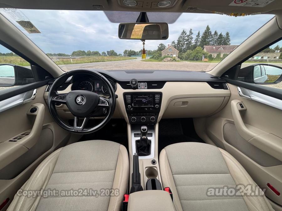Brown Skoda Octavia 2016 in Tallinn, with an engine capacity of 1.60 L and mileage of 266 thousand km for 7000 €, photo 4 on AUTOMOTO.COM.LV