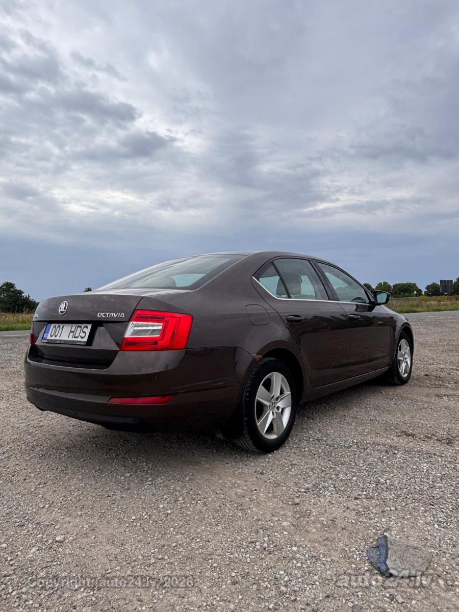 Brown Skoda Octavia 2016 in Tallinn, with an engine capacity of 1.60 L and mileage of 266 thousand km for 7000 €, photo 12 on AUTOMOTO.COM.LV