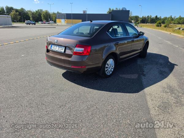 Brown Skoda Octavia 2016 in Kardla, with an engine capacity of 1.00 L and mileage of 94 thousand km for 7900 €, photo 9 on AUTOMOTO.COM.LV