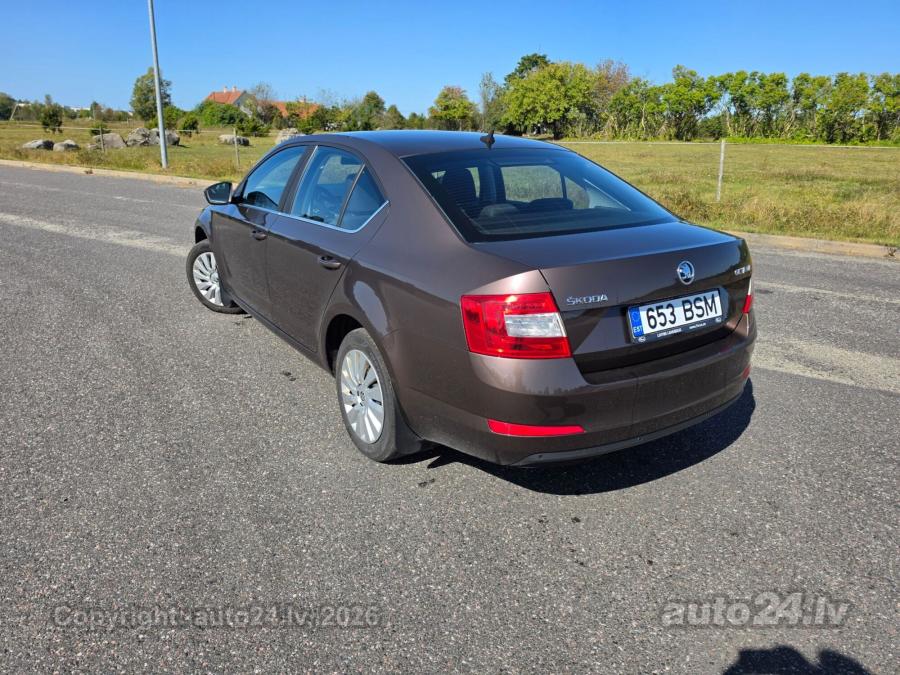 Brūns Skoda Octavia 2016 Kerdla, ar dzinēja tilpumu 1.00 L un nobraukumu 94 tūkst. km par 7900 €, foto 13 vietnē AUTOMOTO.COM.LV