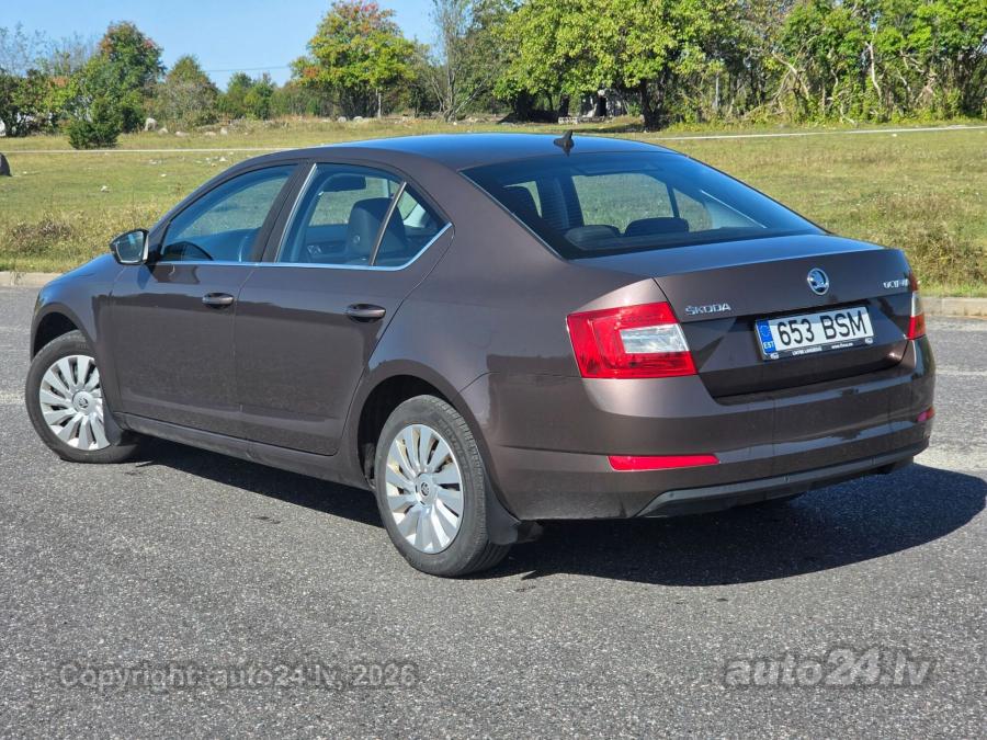Brūns Skoda Octavia 2016 Kerdla, ar dzinēja tilpumu 1.00 L un nobraukumu 94 tūkst. km par 7900 €, foto 14 vietnē AUTOMOTO.COM.LV