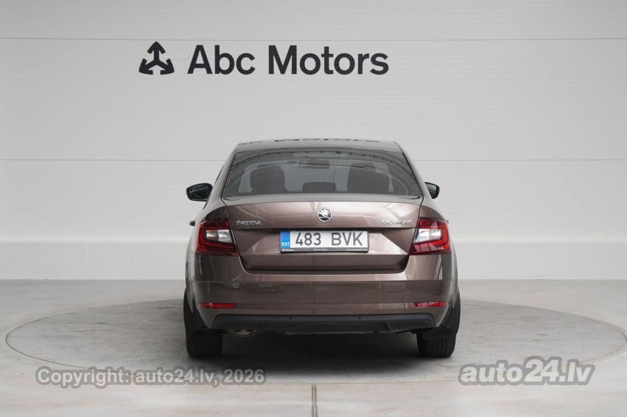 Brown Skoda Octavia 2017 in Tallinn, with an engine capacity of 1.40 L and mileage of 105 thousand km for 8990 €, photo 6 on AUTOMOTO.COM.LV
