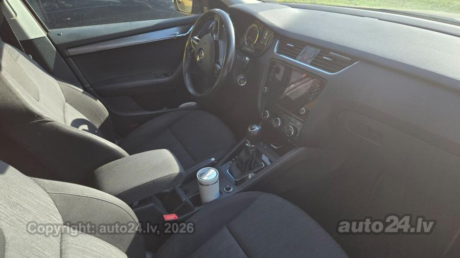 Brown Skoda Octavia 2017 in Tallinn, with an engine capacity of 1.40 L and mileage of 125 thousand km for 10999 €, photo 4 on AUTOMOTO.COM.LV