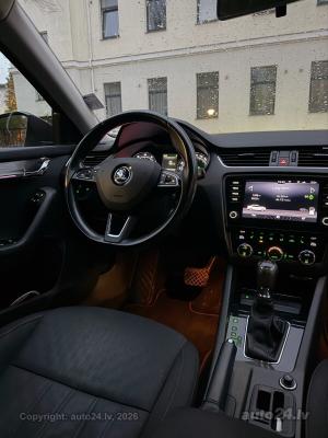 Brown Skoda Octavia 2017 in Tallinn, with an engine capacity of 1.40 L and mileage of 125 thousand km for 10999 €, photo 6 on AUTOMOTO.COM.LV