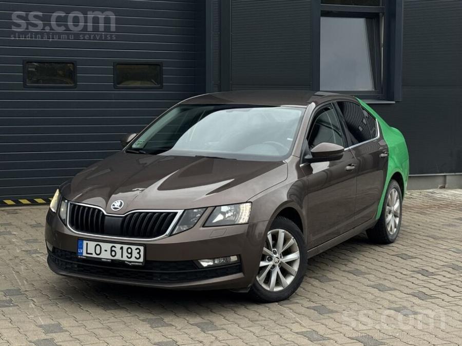Brūns Skoda Octavia 2018 Rīga, ar dzinēja tilpumu 1.60 L un nobraukumu 160 tūkst. km par 6500 €, foto 1 vietnē AUTOMOTO.COM.LV