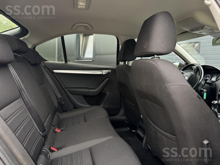 Brūns Skoda Octavia 2018 Rīga, ar dzinēja tilpumu 1.60 L un nobraukumu 160 tūkst. km par 6500 €, foto 6 vietnē AUTOMOTO.COM.LV