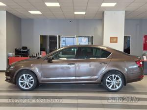 Brown Skoda Octavia 2018 in Haapsalu, with an engine capacity of 1.00 L and mileage of 146 thousand km for 10999 €, photo  on AUTOMOTO.COM.LV