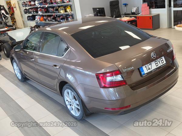 Brūns Skoda Octavia 2018 Hāpsalu, ar dzinēja tilpumu 1.00 L un nobraukumu 146 tūkst. km par 10999 €, foto 7 vietnē AUTOMOTO.COM.LV