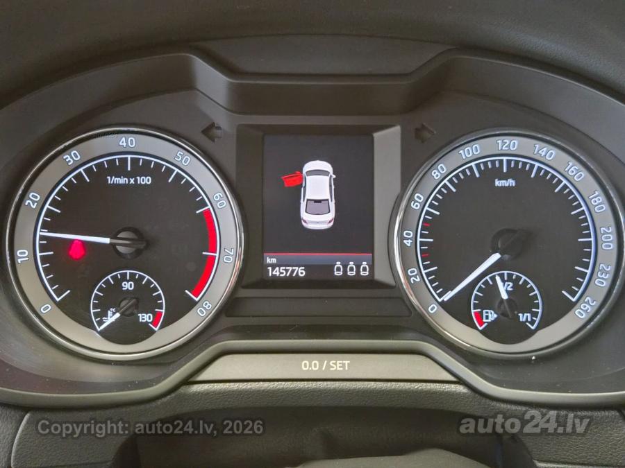Brown Skoda Octavia 2018 in Haapsalu, with an engine capacity of 1.00 L and mileage of 146 thousand km for 10999 €, photo 15 on AUTOMOTO.COM.LV