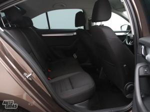 Brown Skoda Octavia 2018 in Vilnius, with an engine capacity of 1.60 L and mileage of 186 thousand km for 10199 €, photo 16 on AUTOMOTO.COM.LV