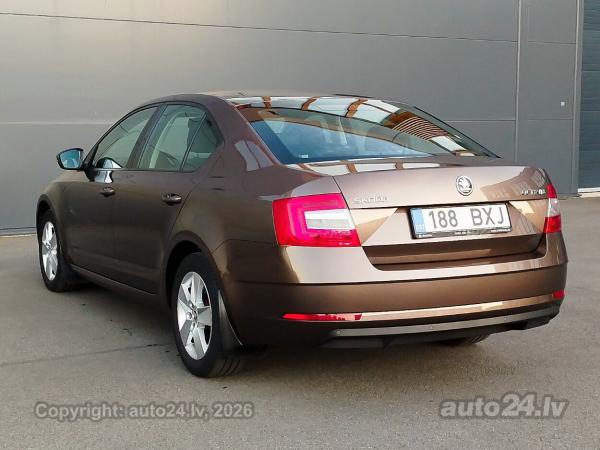 Brūns Skoda Octavia 2018 Tallina, ar dzinēja tilpumu 1.00 L un nobraukumu 156 tūkst. km par 9900 €, foto 3 vietnē AUTOMOTO.COM.LV