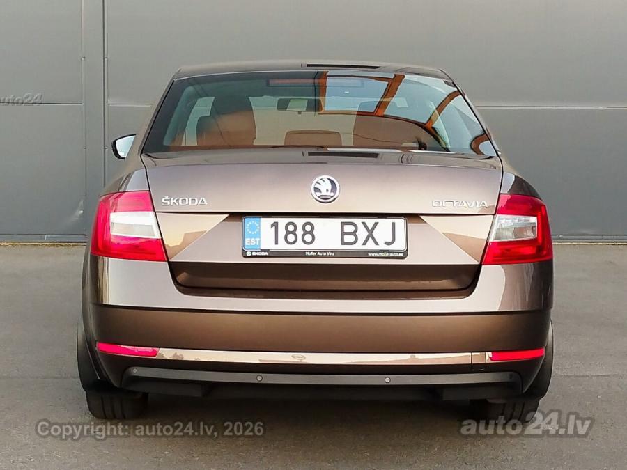 Brūns Skoda Octavia 2018 Tallina, ar dzinēja tilpumu 1.00 L un nobraukumu 156 tūkst. km par 9900 €, foto 12 vietnē AUTOMOTO.COM.LV