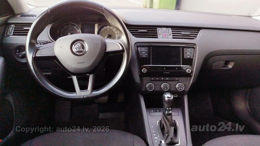 Brūns Skoda Octavia 2018 Tallina, ar dzinēja tilpumu 1.00 L un nobraukumu 156 tūkst. km par 9900 €, foto 15 vietnē AUTOMOTO.COM.LV