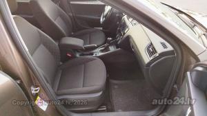 Brūns Skoda Octavia 2018 Tallina, ar dzinēja tilpumu 1.00 L un nobraukumu 156 tūkst. km par 9900 €, foto 18 vietnē AUTOMOTO.COM.LV