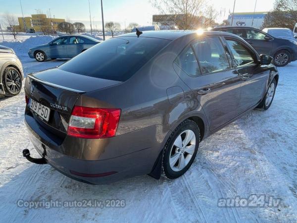 Brown Skoda Octavia 2019 in Tartu, with an engine capacity of 1.50 L and mileage of 155 thousand km for 12490 €, photo 8 on AUTOMOTO.COM.LV