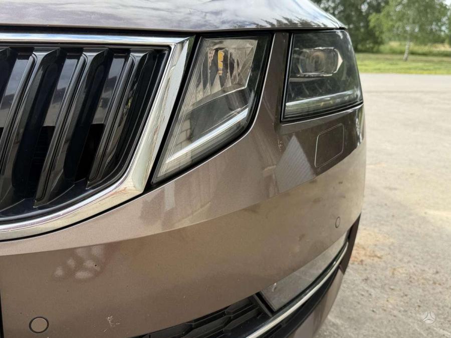 Brown Skoda Octavia 2019 in Silale, with an engine capacity of 1.60 L and mileage of 120 thousand km for 11000 €, photo 23 on AUTOMOTO.COM.LV
