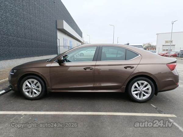 Brown Skoda Octavia 2020 in Tallinn, with an engine capacity of 2.00 L and mileage of 87 thousand km for 18990 €, photo 2 on AUTOMOTO.COM.LV