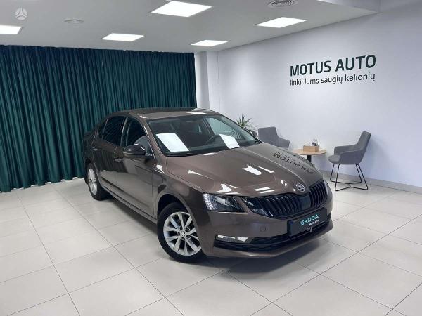 Brown Skoda Octavia 2020 in Vilnius, with an engine capacity of 1.50 L and mileage of 85 thousand km for 12800 €, photo 4 on AUTOMOTO.COM.LV