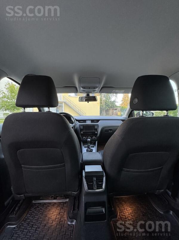 Brown Skoda Octavia 2020 in Jurmala, with an engine capacity of 2.00 L and mileage of 193 thousand km for 7000 €, photo 8 on AUTOMOTO.COM.LV