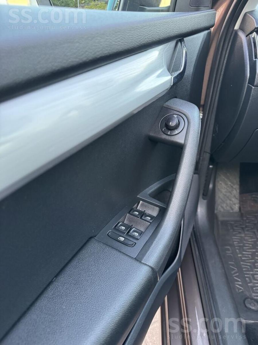Brūns Skoda Octavia 2020 Jūrmala, ar dzinēja tilpumu 2.00 L un nobraukumu 193 tūkst. km par 7000 €, foto 11 vietnē AUTOMOTO.COM.LV