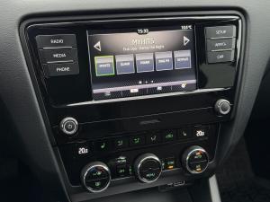 Brūns Skoda Octavia 2020 Pērnava, ar dzinēja tilpumu 1.00 L un nobraukumu 108 tūkst. km par 11900 €, foto 9 vietnē AUTOMOTO.COM.LV