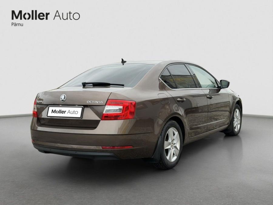 Brūns Skoda Octavia 2020 Pērnava, ar dzinēja tilpumu 1.00 L un nobraukumu 108 tūkst. km par 11900 €, foto 3 vietnē AUTOMOTO.COM.LV