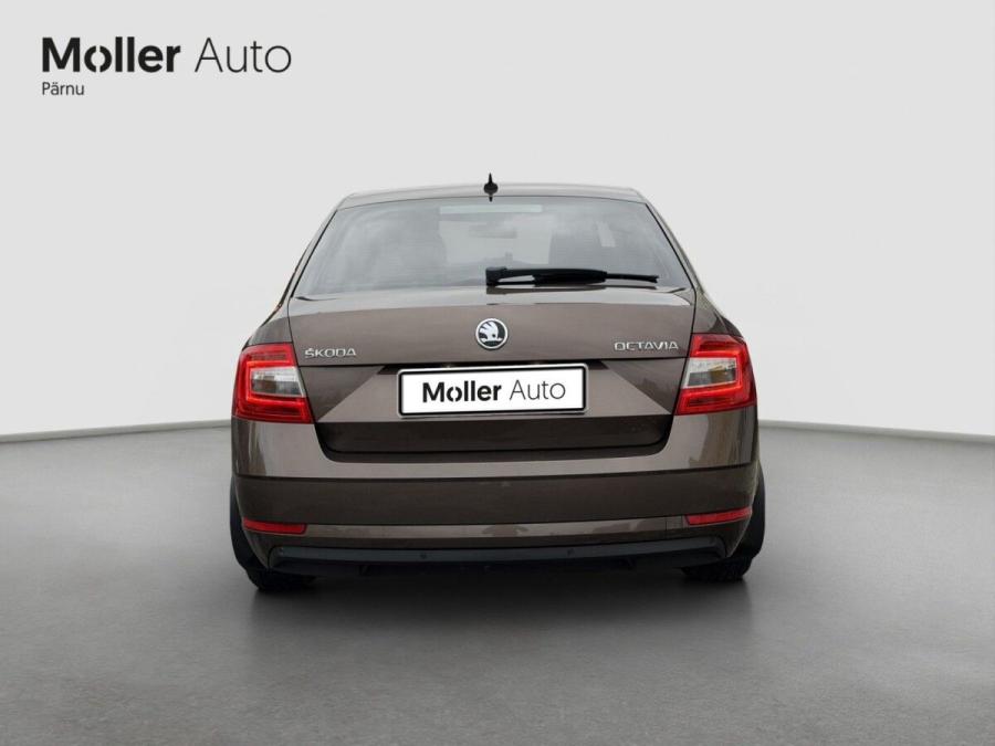 Brūns Skoda Octavia 2020 Pērnava, ar dzinēja tilpumu 1.00 L un nobraukumu 108 tūkst. km par 11900 €, foto 5 vietnē AUTOMOTO.COM.LV