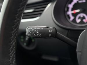 Brūns Skoda Octavia 2020 Pērnava, ar dzinēja tilpumu 1.00 L un nobraukumu 108 tūkst. km par 11900 €, foto 24 vietnē AUTOMOTO.COM.LV