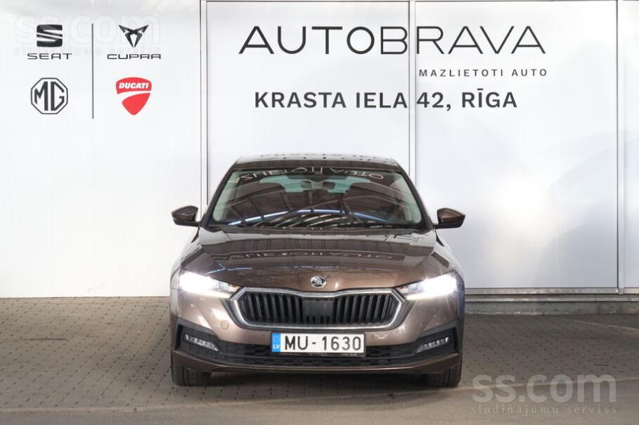 Brown Skoda Octavia 2021 in Riga, with an engine capacity of 1.00 L and mileage of 126 thousand km for 14100 €, photo 3 on AUTOMOTO.COM.LV