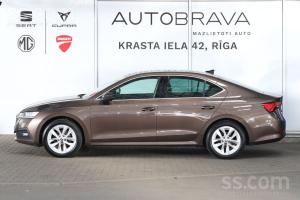 Brown Skoda Octavia 2021 in Riga, with an engine capacity of 1.00 L and mileage of 126 thousand km for 14100 €, photo 5 on AUTOMOTO.COM.LV