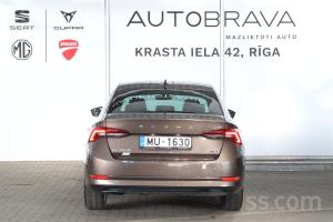 Brown Skoda Octavia 2021 in Riga, with an engine capacity of 1.00 L and mileage of 126 thousand km for 14100 €, photo 8 on AUTOMOTO.COM.LV