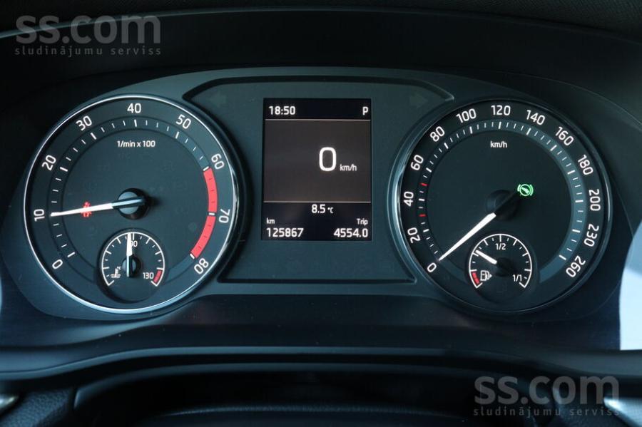 Brown Skoda Octavia 2021 in Riga, with an engine capacity of 1.00 L and mileage of 126 thousand km for 14100 €, photo 12 on AUTOMOTO.COM.LV