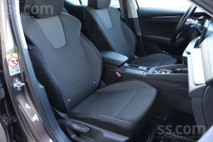 Brown Skoda Octavia 2021 in Riga, with an engine capacity of 1.00 L and mileage of 126 thousand km for 14100 €, photo 28 on AUTOMOTO.COM.LV