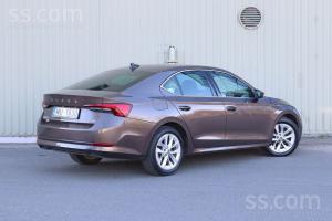 Brown Skoda Octavia 2021 in Riga, with an engine capacity of 1.00 L and mileage of 126 thousand km for 14100 €, photo 31 on AUTOMOTO.COM.LV