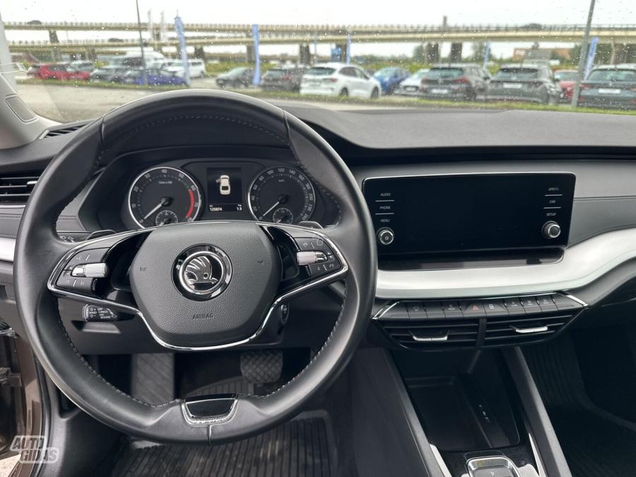 Brūns Skoda Octavia 2021 Klaipėda, ar dzinēja tilpumu 1.00 L un nobraukumu 126 tūkst. km par 15900 €, foto 14 vietnē AUTOMOTO.COM.LV