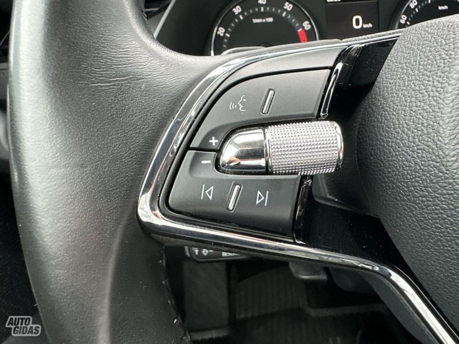 Brūns Skoda Octavia 2021 Klaipėda, ar dzinēja tilpumu 1.00 L un nobraukumu 126 tūkst. km par 15900 €, foto 18 vietnē AUTOMOTO.COM.LV