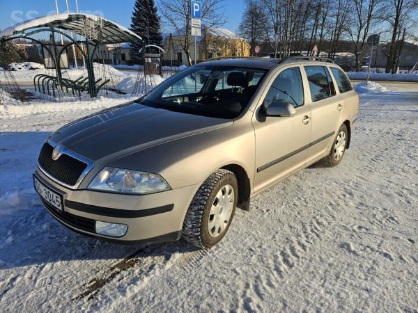 Brown Skoda Octavia 2006 in Gulbene, with an engine capacity of 1.60 L and mileage of 214 thousand km for 2800 €, photo 1 on AUTOMOTO.COM.LV